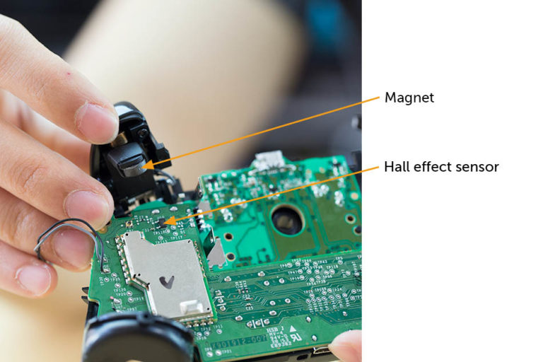 XBox Controller Teardown - Fictiv