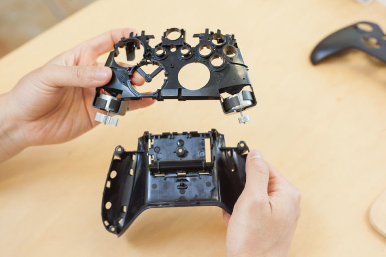 XBox Controller Teardown - Fictiv