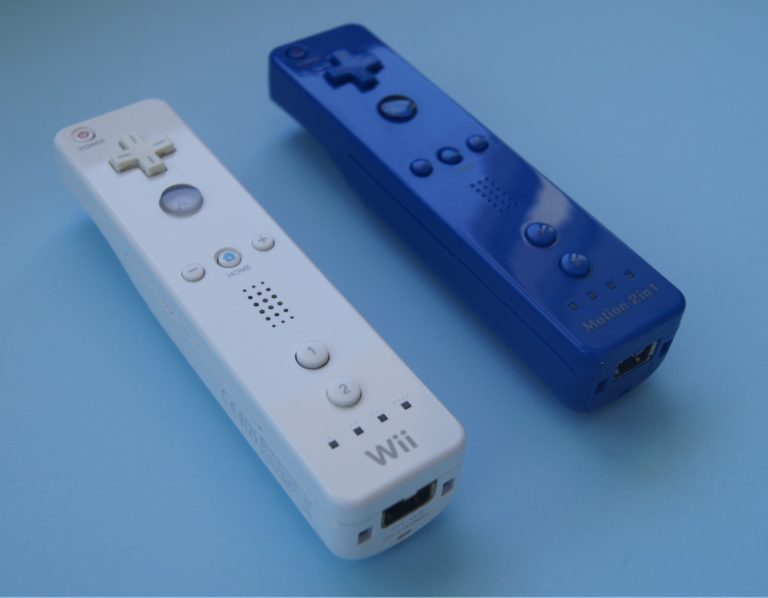 Clash of the Controllers: Wiimote vs. Fake Wiimote - Fictiv