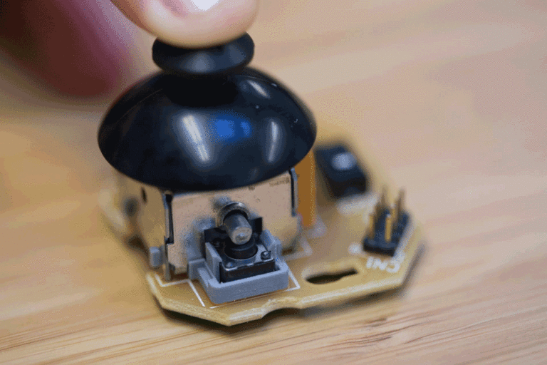 Logitech G13 Advanced Gameboard Teardown - Fictiv