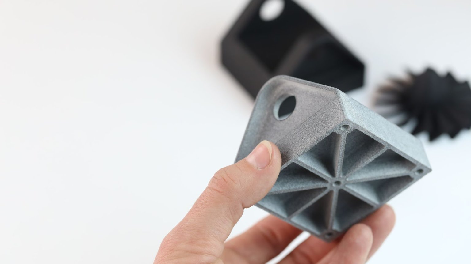 How to Choose the Best Fasteners for 3D Printed Parts | Fictiv