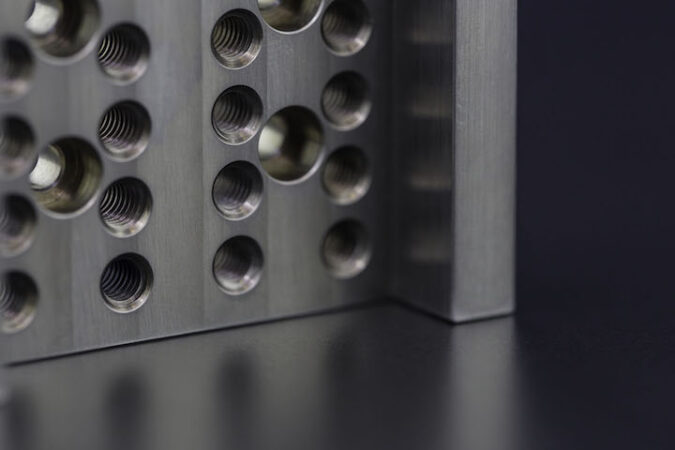 Threaded Holes: Types, Methods, Considerations for Threading Holes | Fictiv
