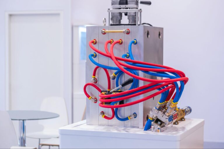 LCP Injection Molding I Fictiv